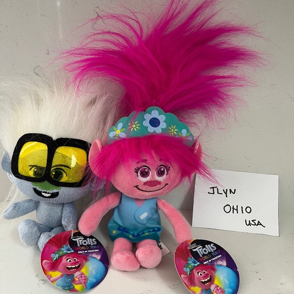 Dreamworks | Toys | New Trolls Plushstuffed Toy 8 Doll Dreamworks Pink ...